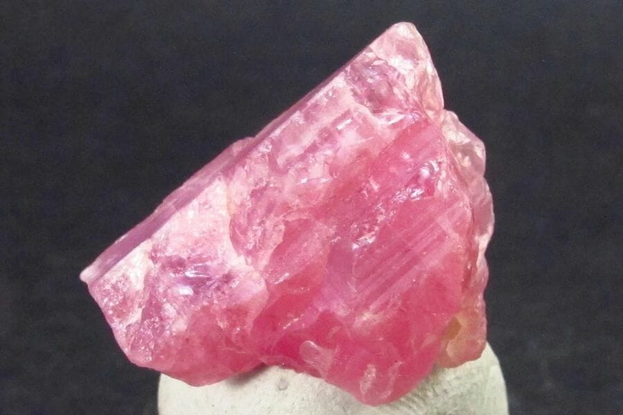 16 Amazing Pink Gems, Crystals, Minerals, and Rocks (Photos)