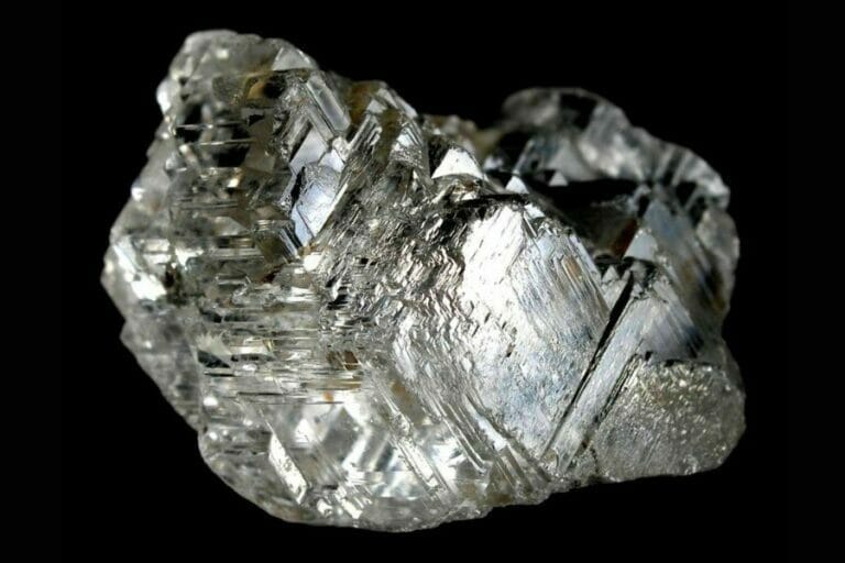 17 Amazing Silver Gems, Minerals, Crystals, and Rocks (Photos)