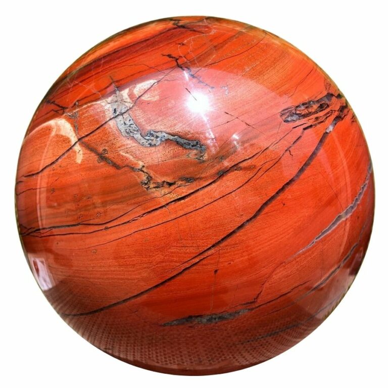 16 Stunning Red Gems, Minerals, Crystals, and Rocks (Photos)