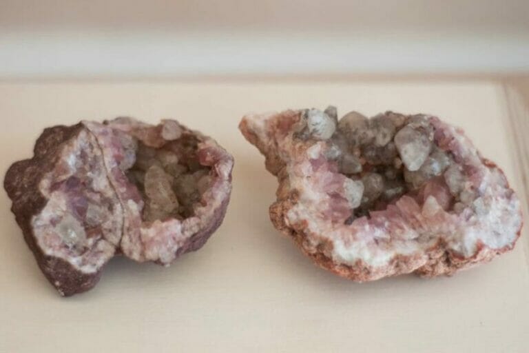 11 Great Areas To Find Geodes In Hawaii In 2025 (Try These)