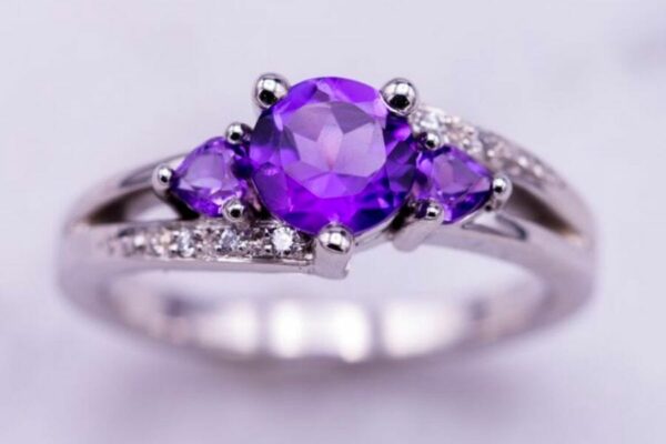 How Much Amethyst Is Worth In 2025 (Pricing Guide By Color)