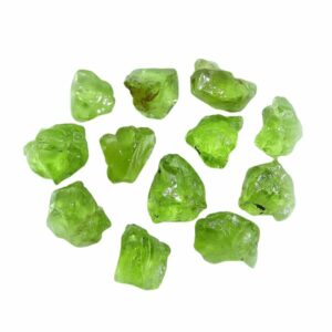 Peridot vs Emeralds - How to Tell Them Apart (With Photos)