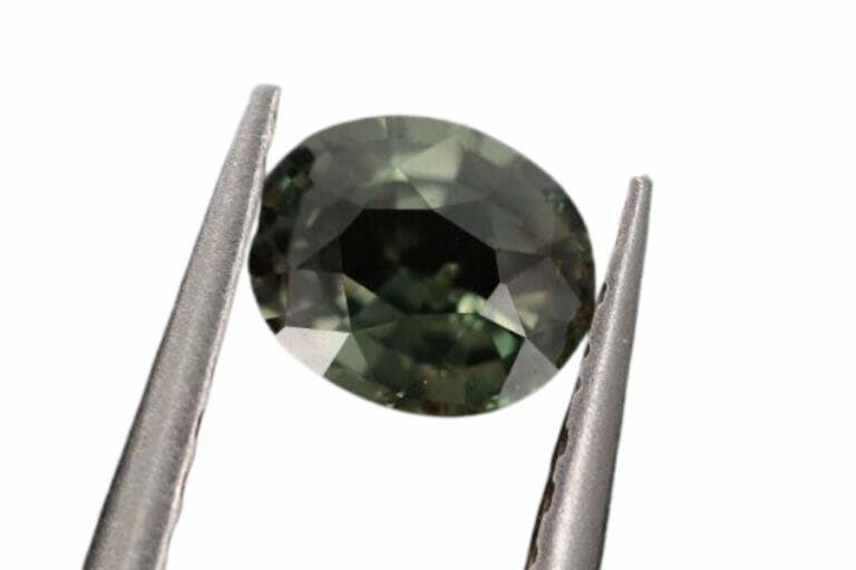 The Price And Value Of Alexandrite In 2025 (Expert Advice)