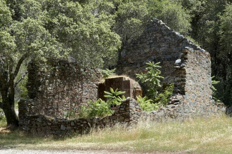 Where And How We Find And Identify Diamonds In 2025