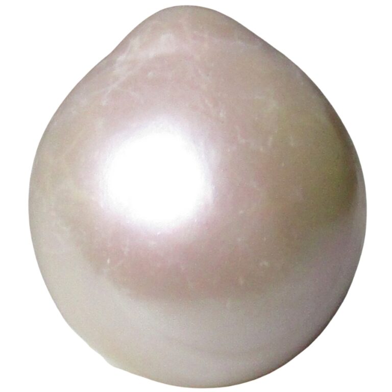 How Experts Tell The Difference With Real and Fake Pearl