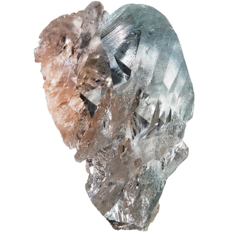 Topaz vs Aquamarine - How To Tell Them Apart (With Photos)