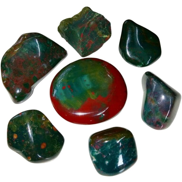 The 6 Different Types Of Bloodstone (With Photos)