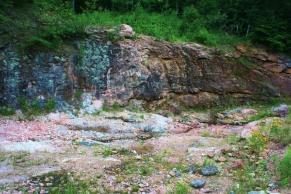 Top 20 Rockhounding Vacation Destinations In Canada