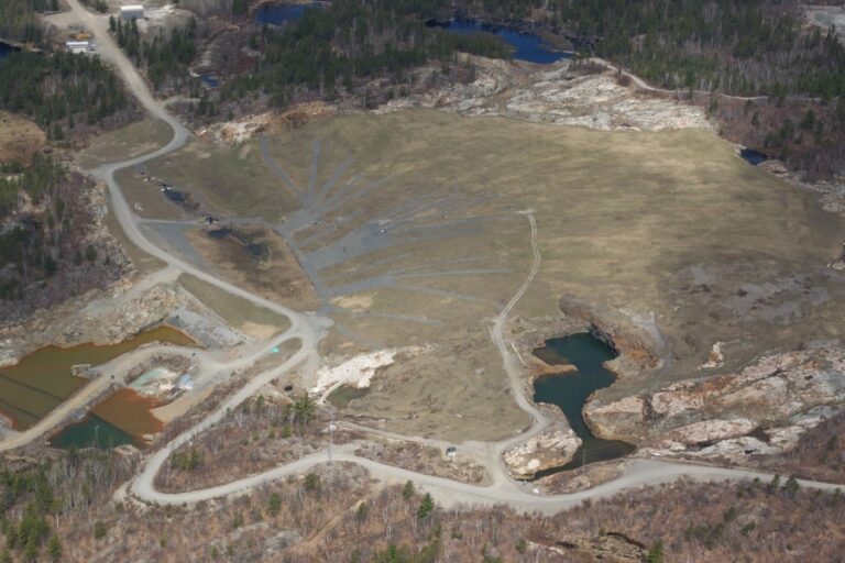 Top 20 Rockhounding Vacation Destinations In Canada